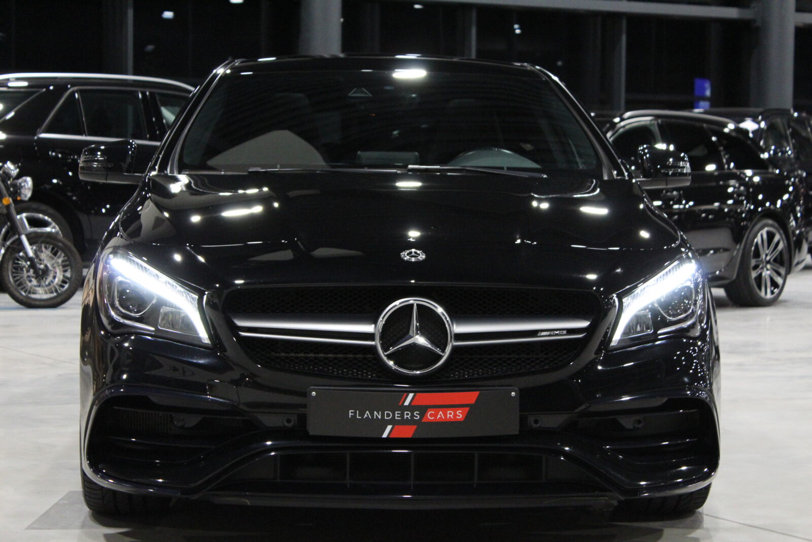 Mercedes-Benz CLA 45 AMG Night Pack - Flanders Cars