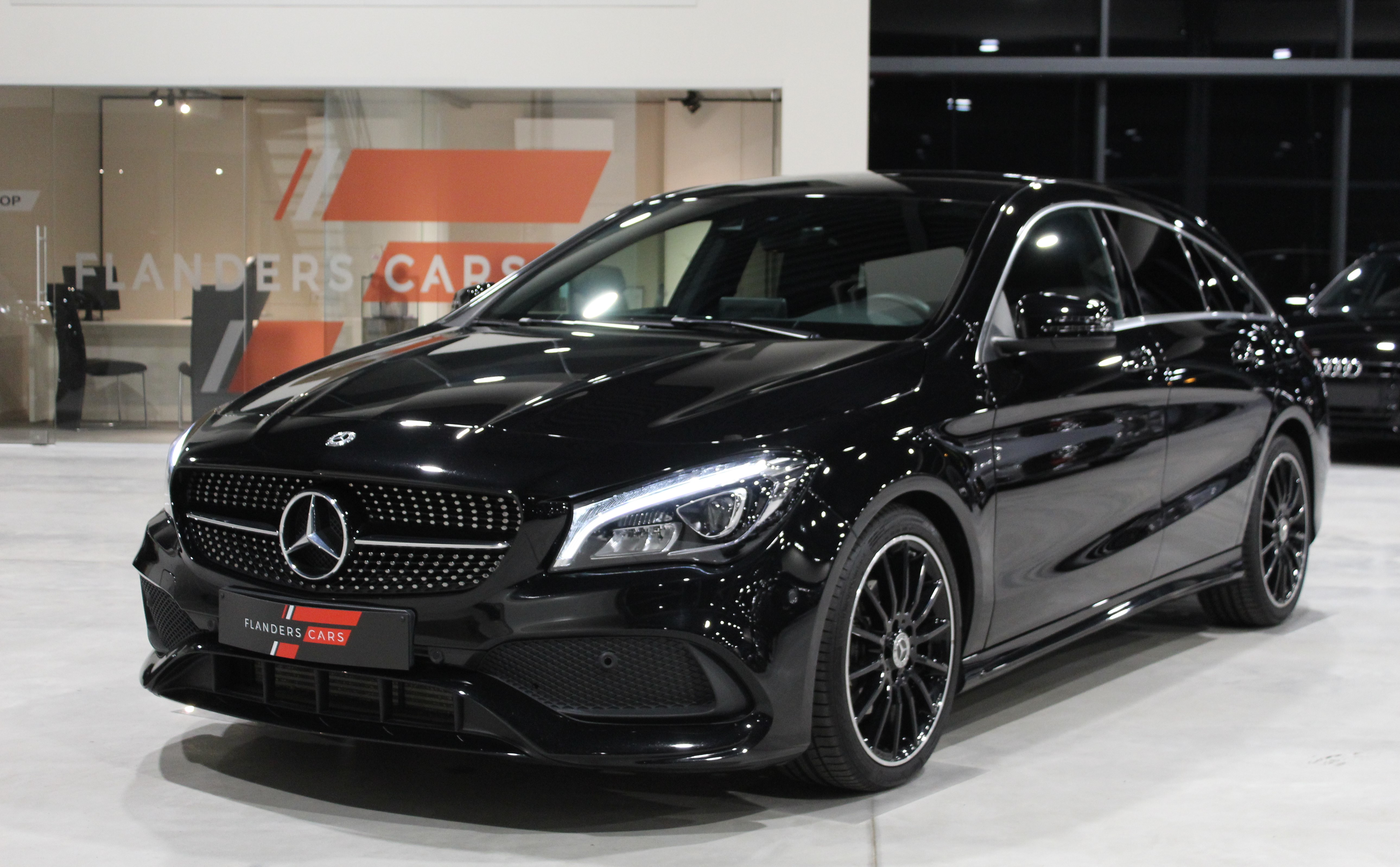 Mercedes CLA 180 SB AMG - Flanders Cars