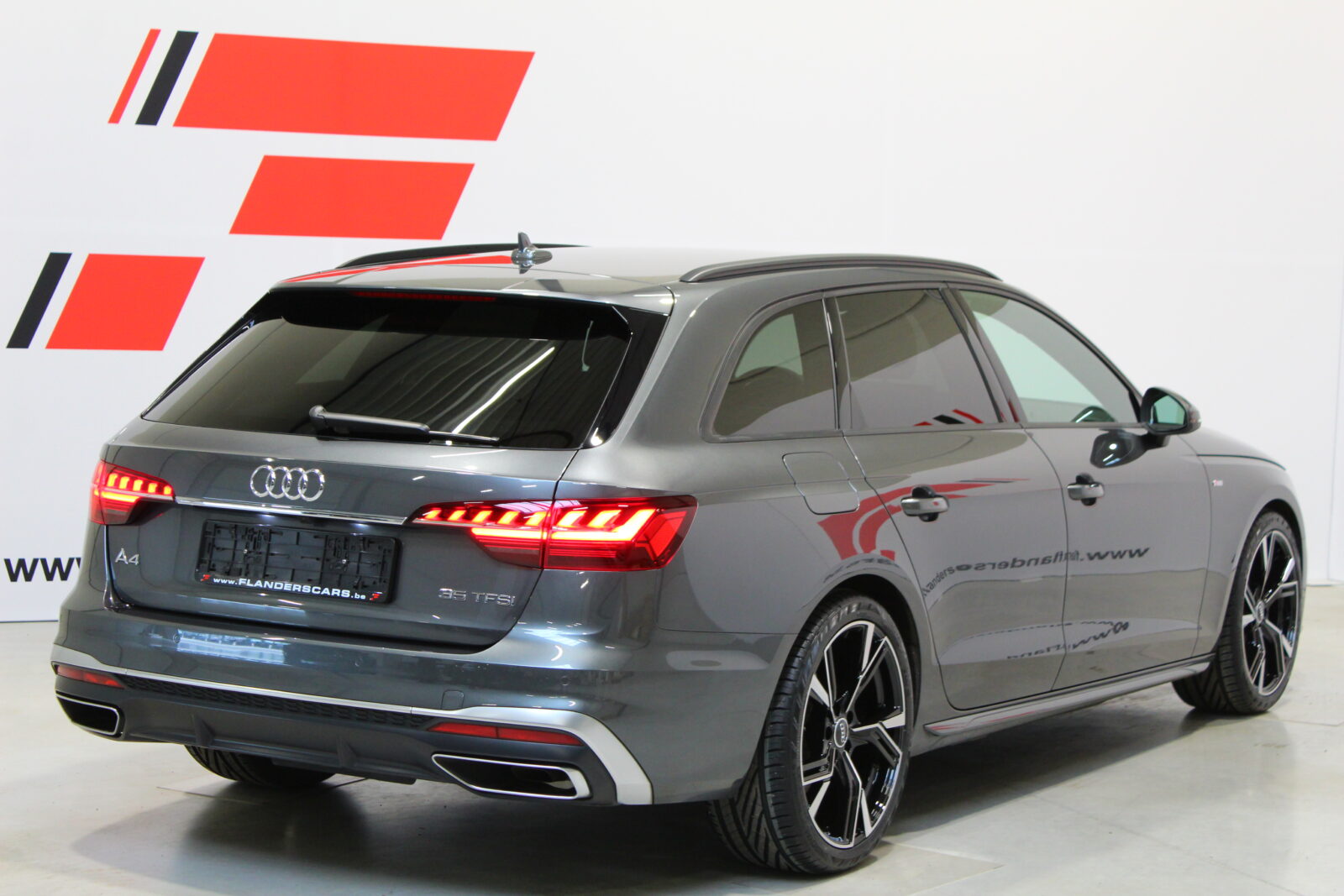 Audi A4 Avant 35 TFSI Stronic * S-Line Competition * - Flanders Cars
